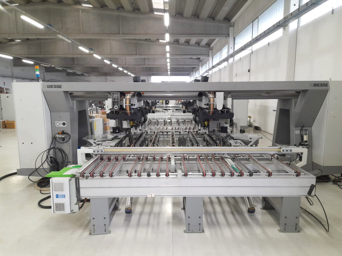 BIESSE FTT 800 - MJ Woodworking Machinery Ltd